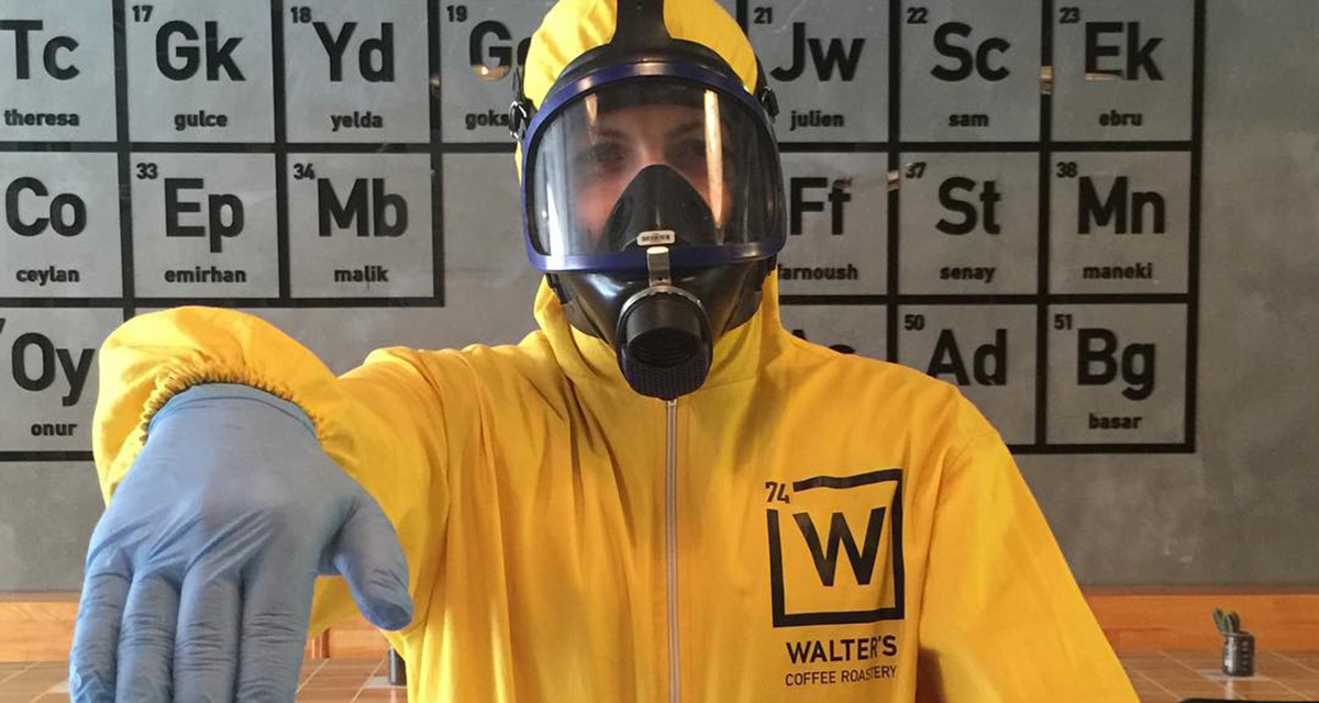 Cafeteria inspirada em Breaking Bad cozinha o seu café da manhã - Jovem ...