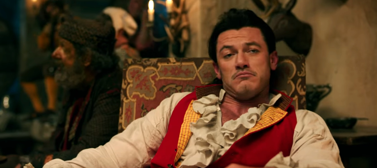 A Bela e a Fera | Gaston e LeFou cantam em novo vídeo - Jovem Nerd