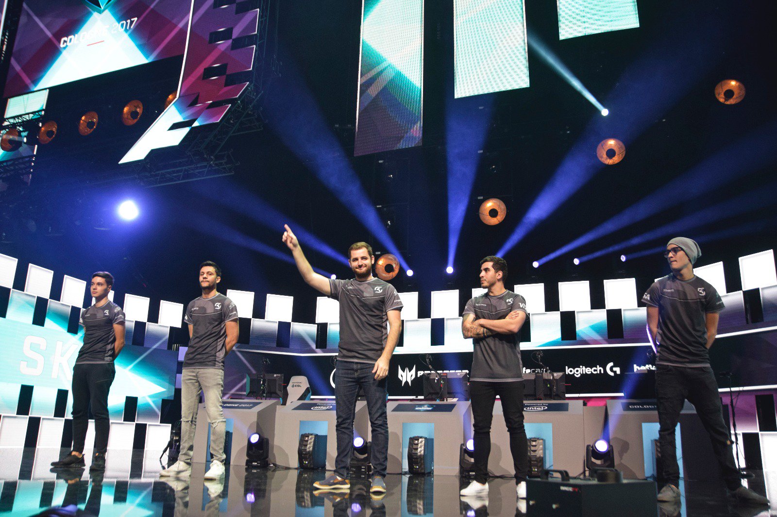 CS:GO | SK Gaming vence FaZe Clan e está nas finais da ESL One Cologne ...