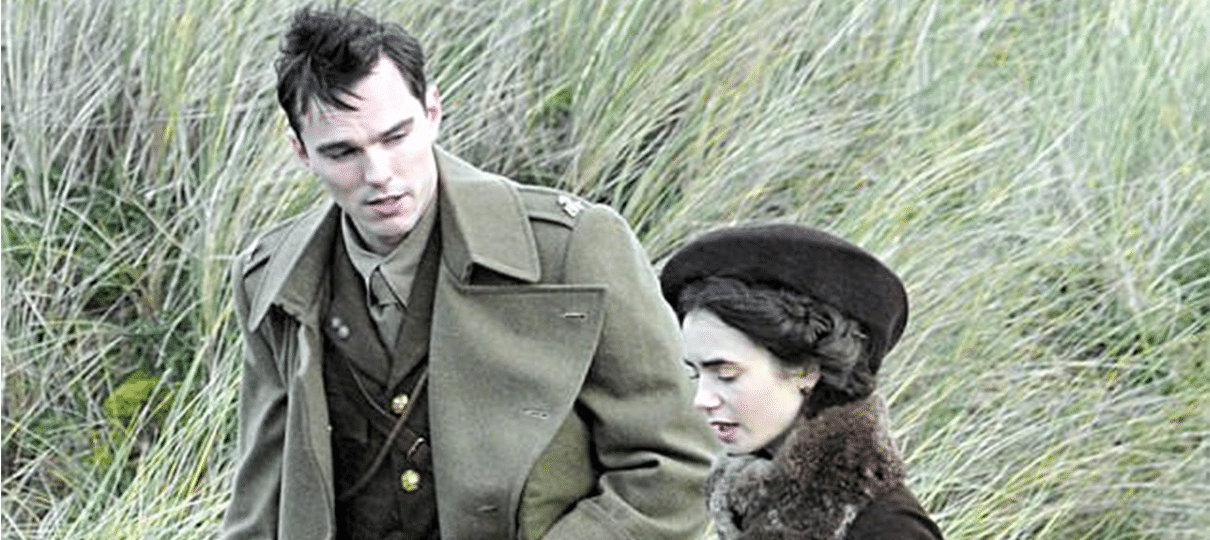 Nicholas Hoult aparece como Tolkien em fotos de bastidores da ...