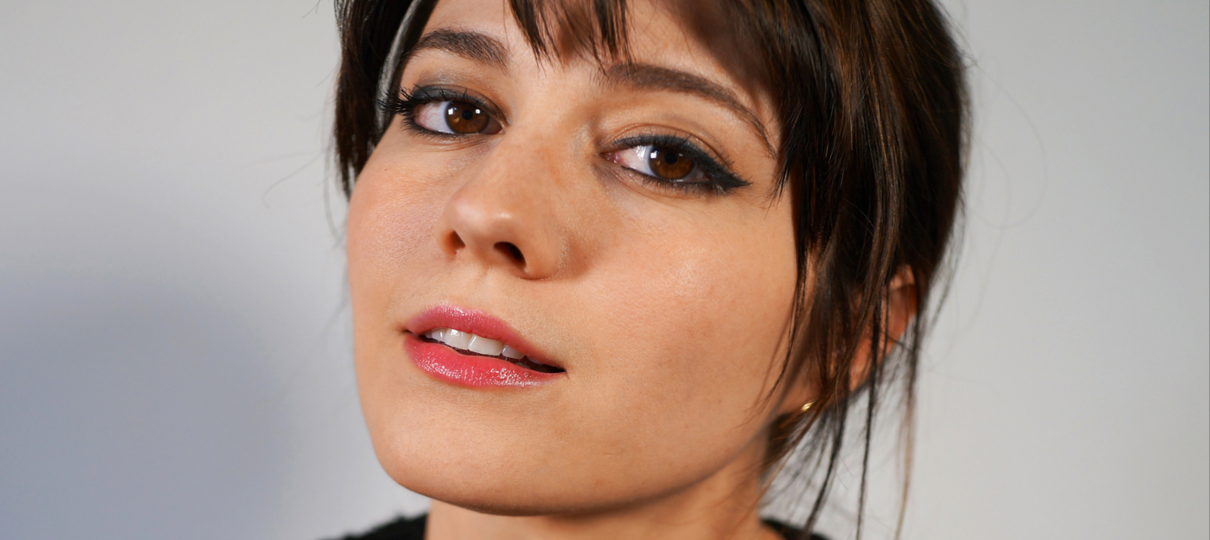 Jurnee Smollett-Bell e Mary Elizabeth entram para o elenco de Birds of ...