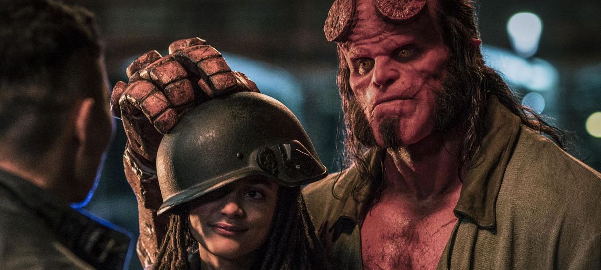David Harbour tenta explicar o motivo do fracasso do novo Hellboy ...