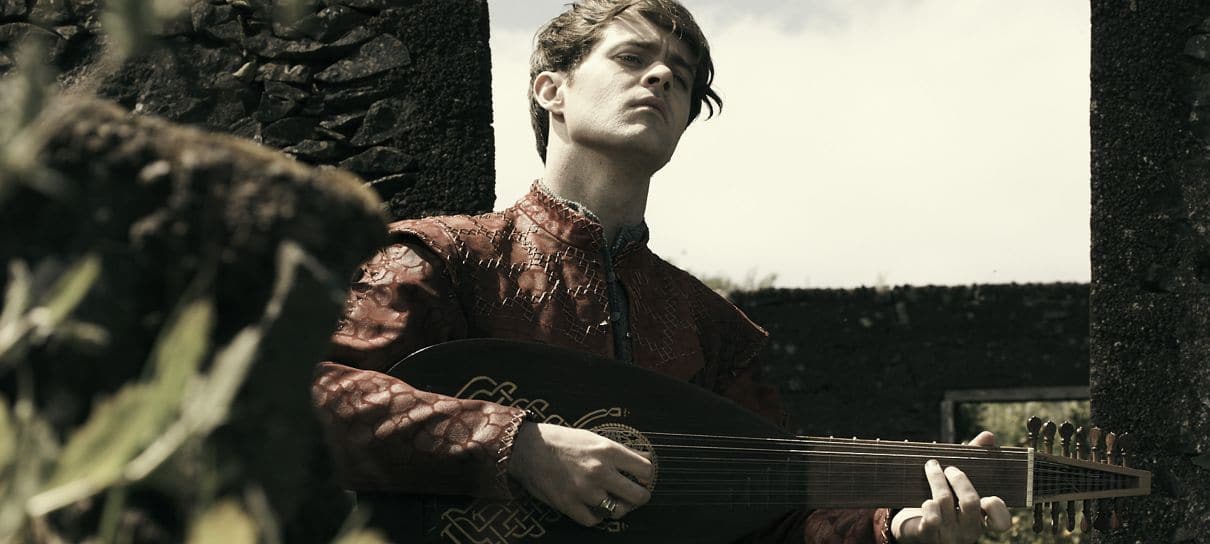 The Witcher | Série ganha fotos de bastidores focadas em Jaskier ...