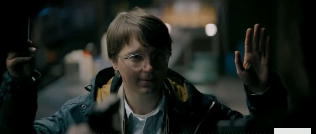 Charada aparece sem máscara em nova cena de Batman - NerdBunker