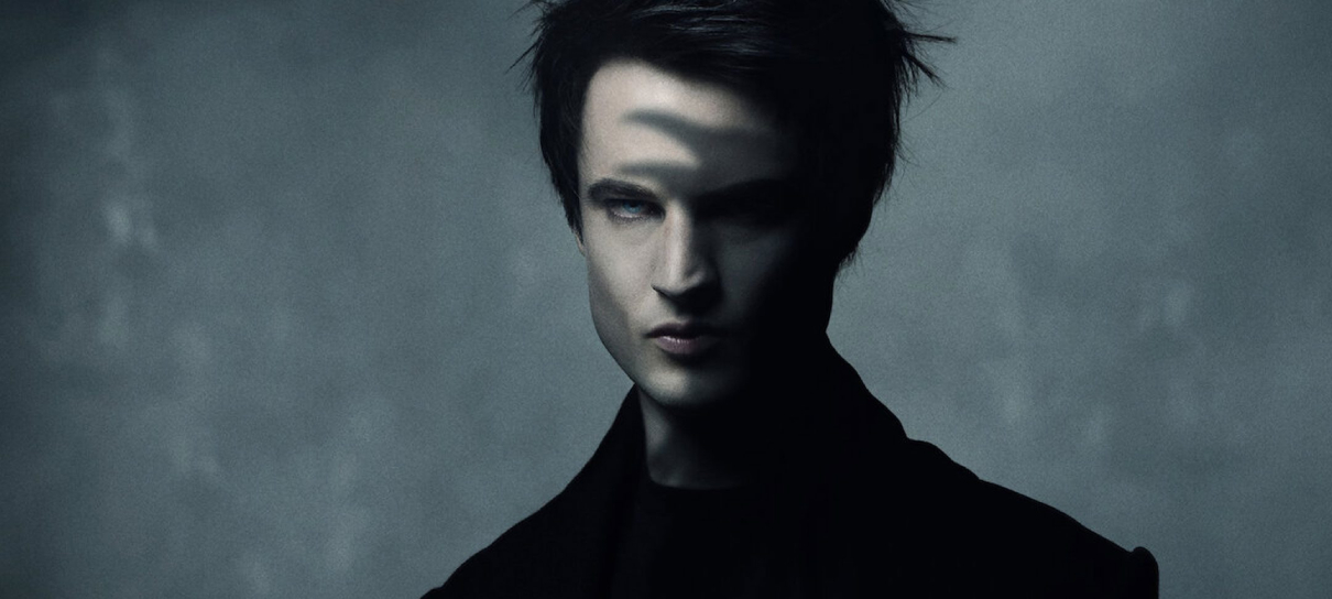 George R.R. Martin lembra como rejeitou Sandman durante entrevista com ...