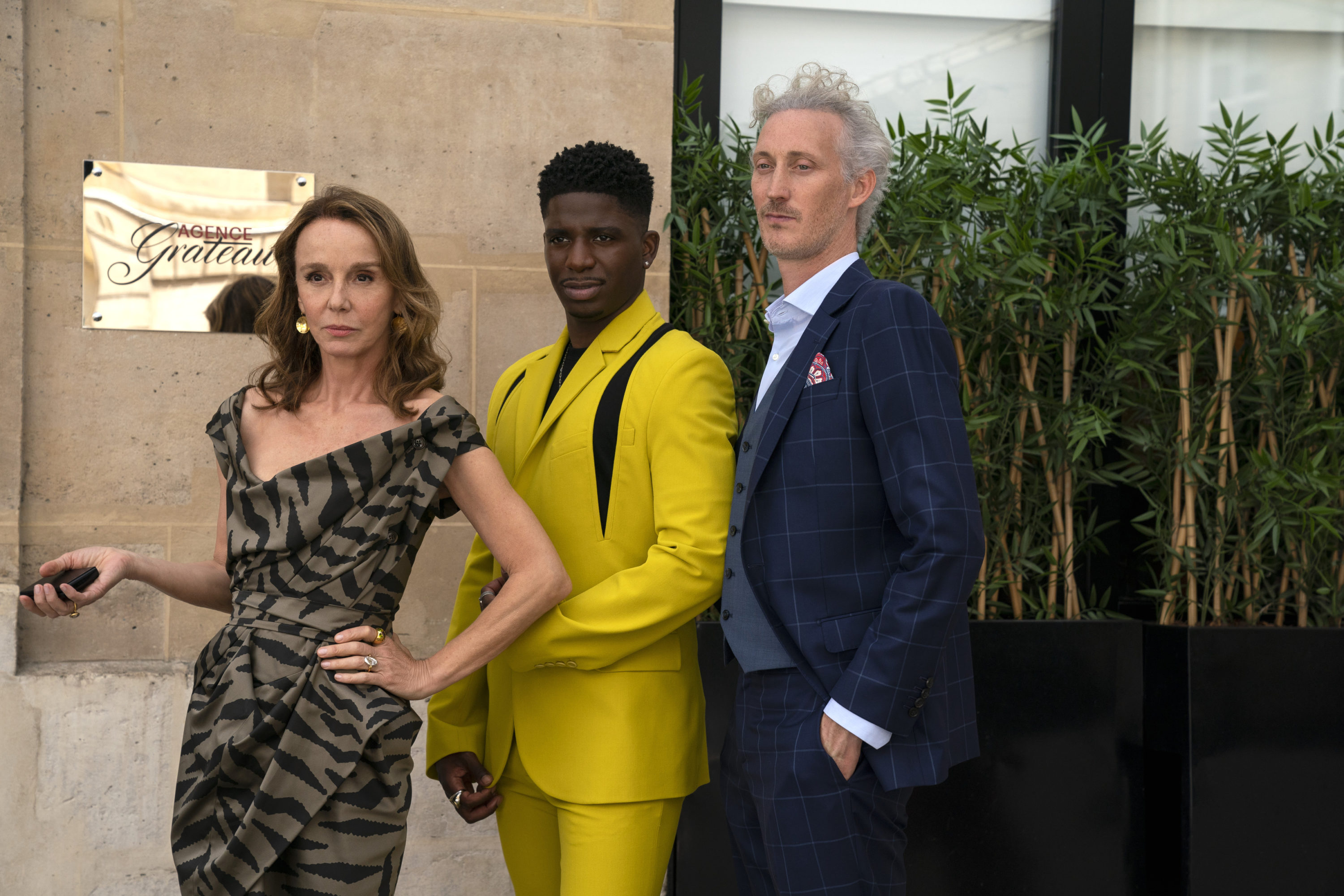 Terceira temporada de Emily em Paris ganha fotos pela Netflix - NerdBunker