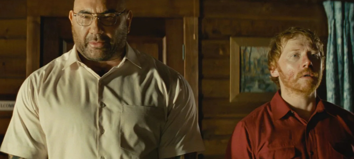 Conheça o livro que inspirou Batem à Porta, novo filme de Shyamalan ...