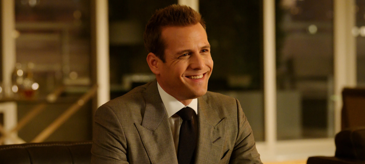 Ator de Suits pede desculpas a quem estuda direito por causa da série ...